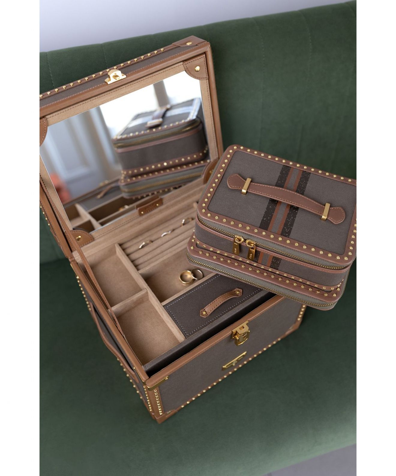 Wolf 190042 - Ida Limited Edition case • Watchard.com