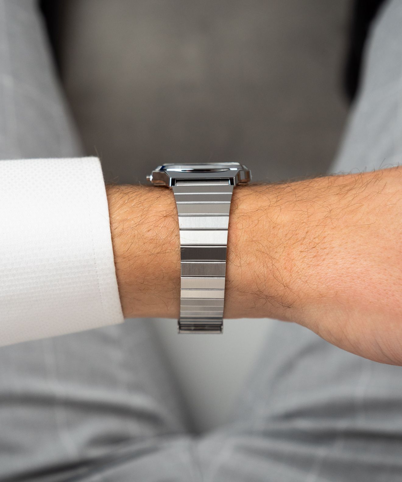 Casio Vintage AQ-240E-7AER - Classic watch • Watchard.com