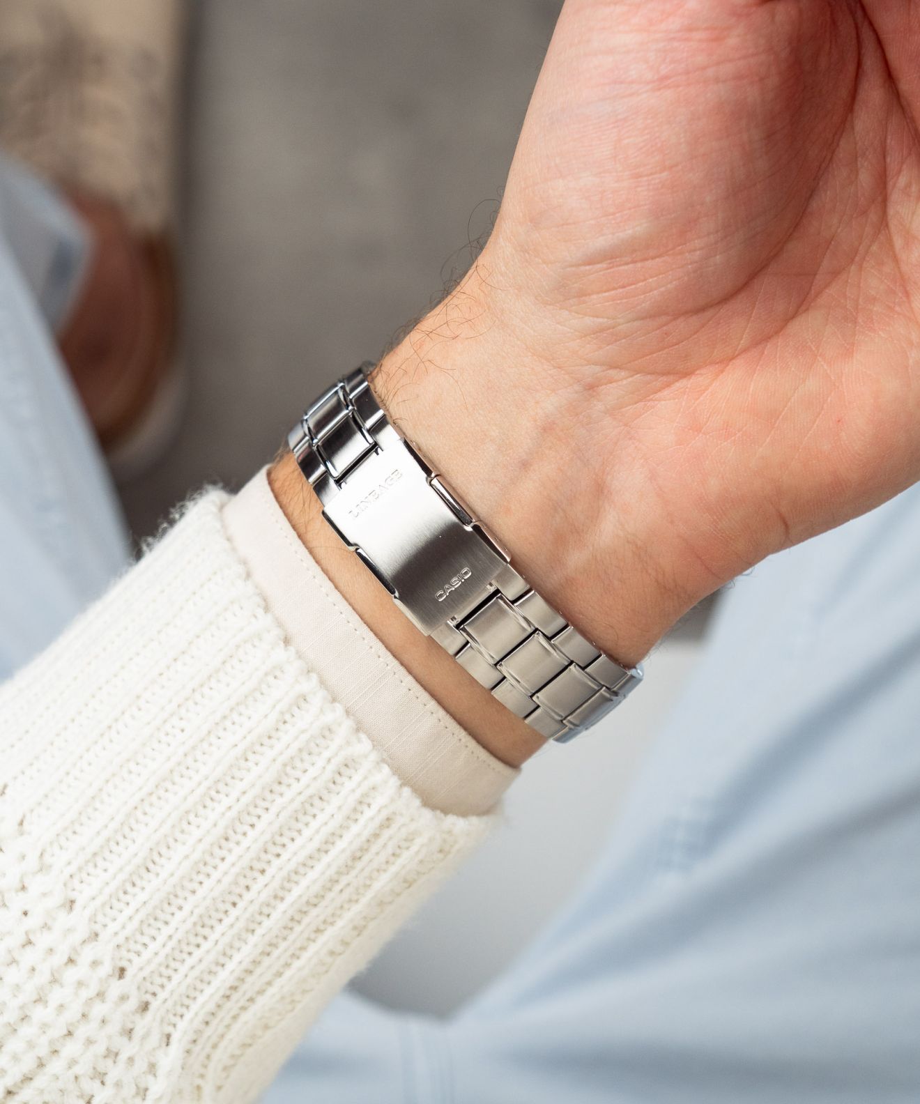 Casio LCW-M100DSE-1AER - Watch • Watchard.com