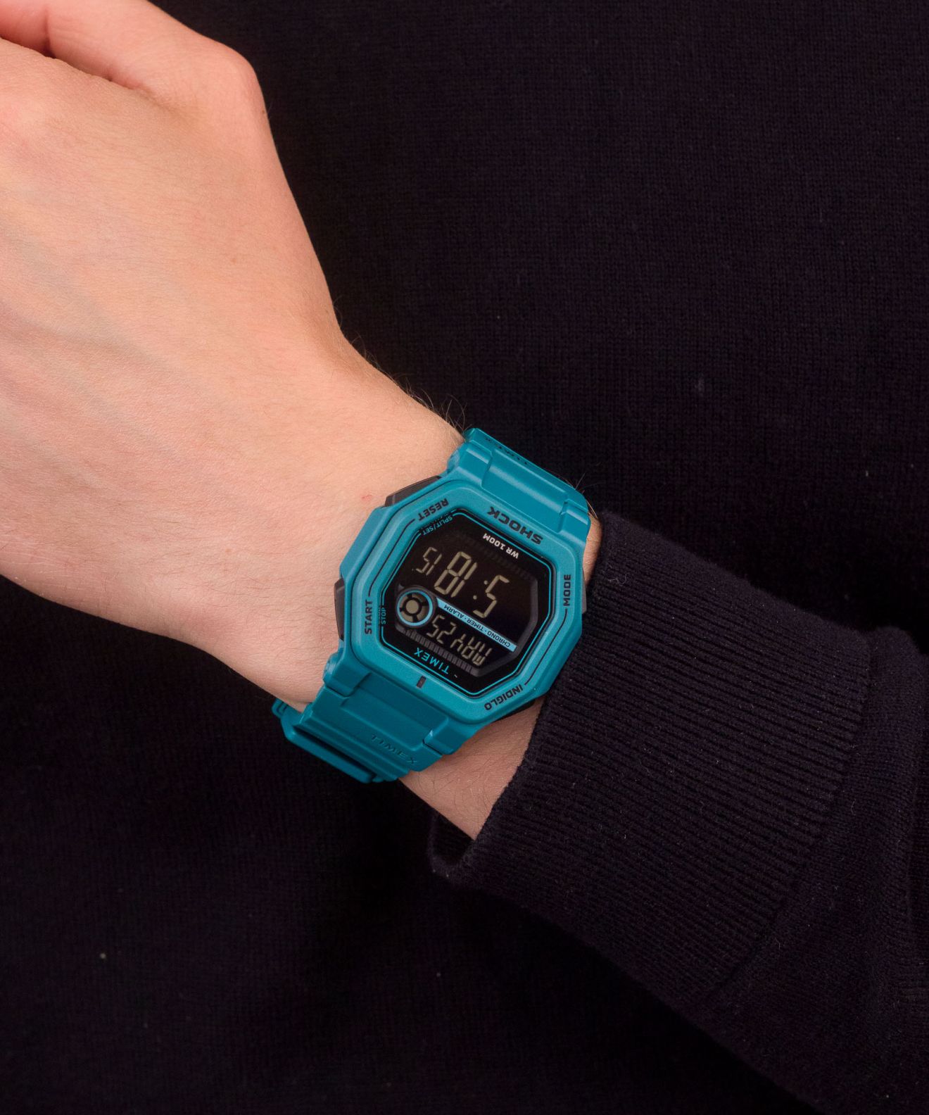 Timex TW2V59900 - Command Encounter Watch • Watchard.com