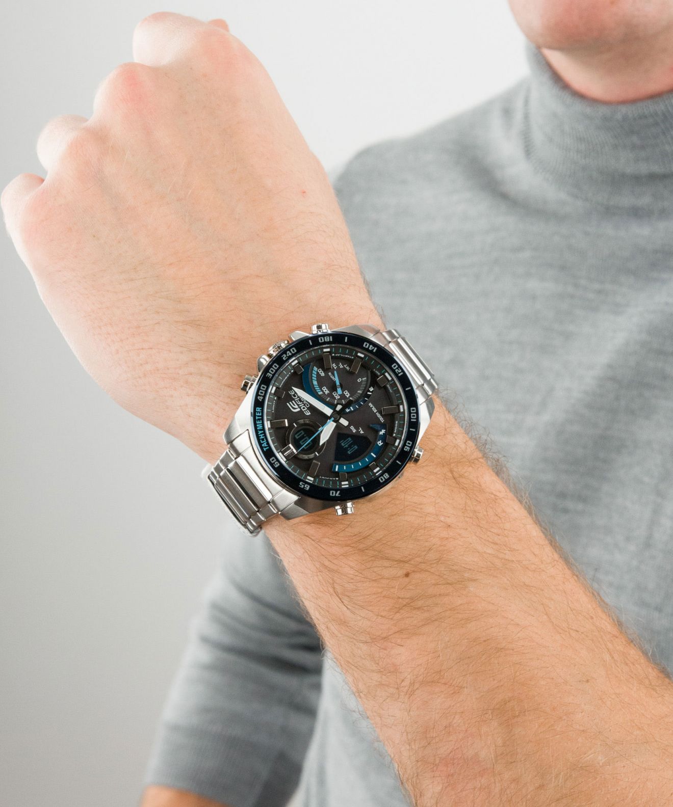 Edifice ECB-900DB-1BER - Watch • Watchard.com
