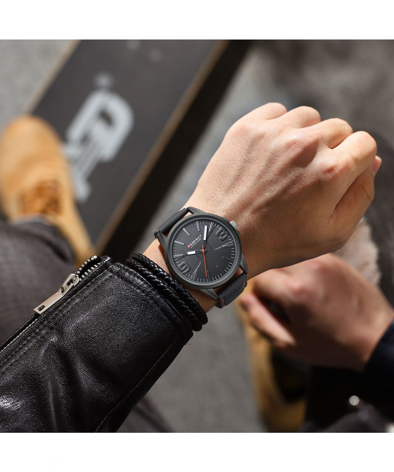 Perfect PF00678 - Classic Watch • Watchard.com