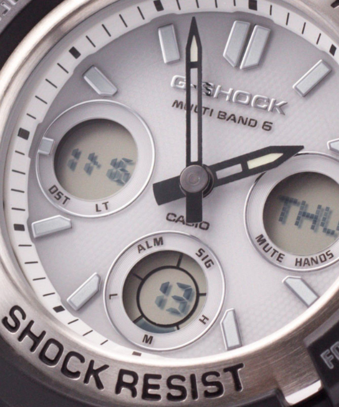 G-Shock AWG-M100S-7AER - Casio Watch • Watchard.com