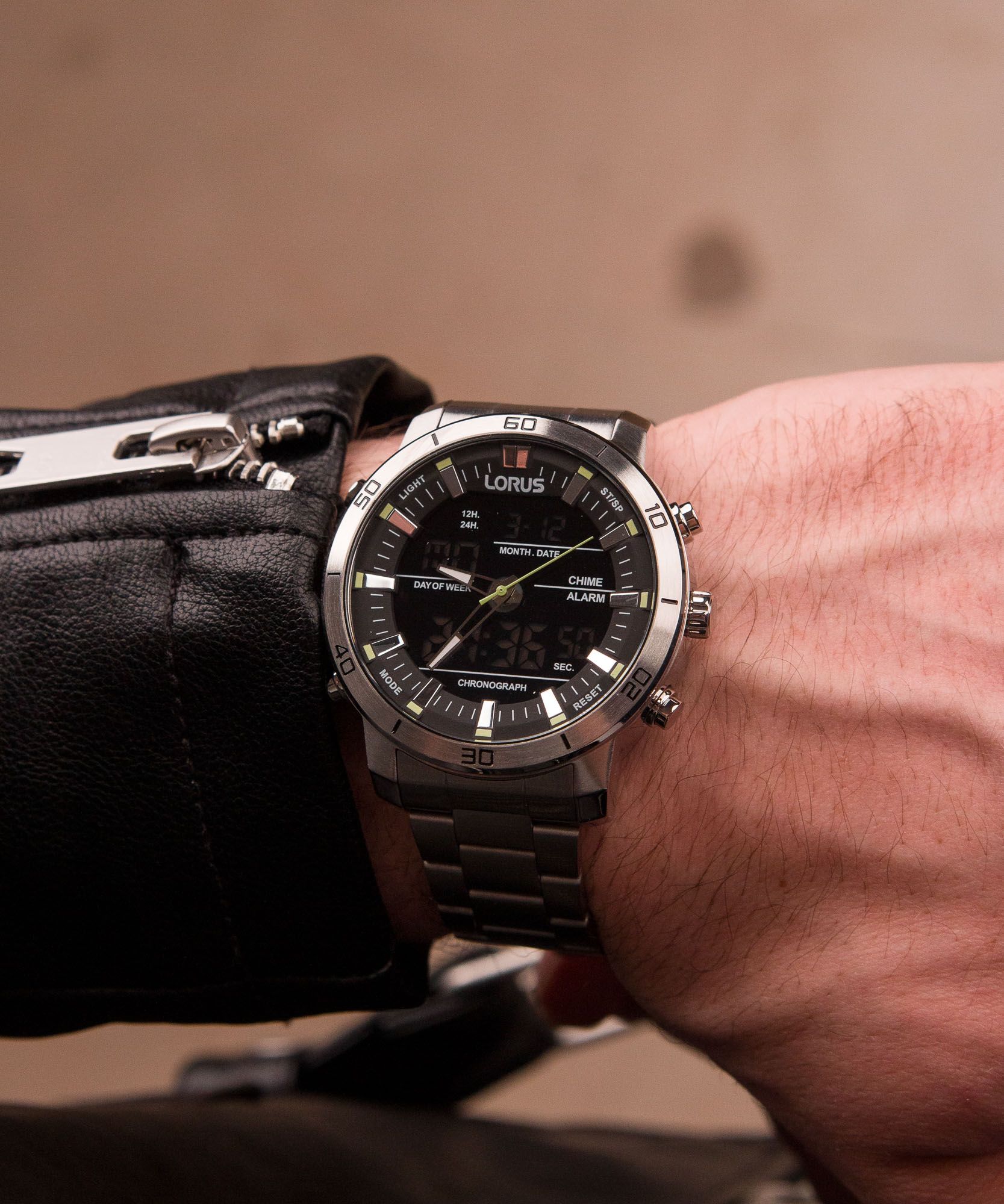 Lorus RW657AX9 - Sports Chronograph Watch • Watchard.com