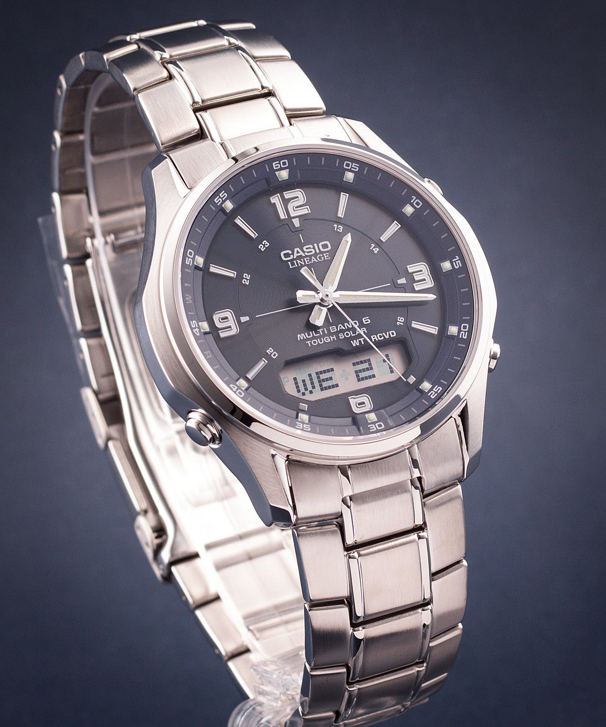 Casio LCW-M100DSE-2AER - Lineage Watch • Watchard.com