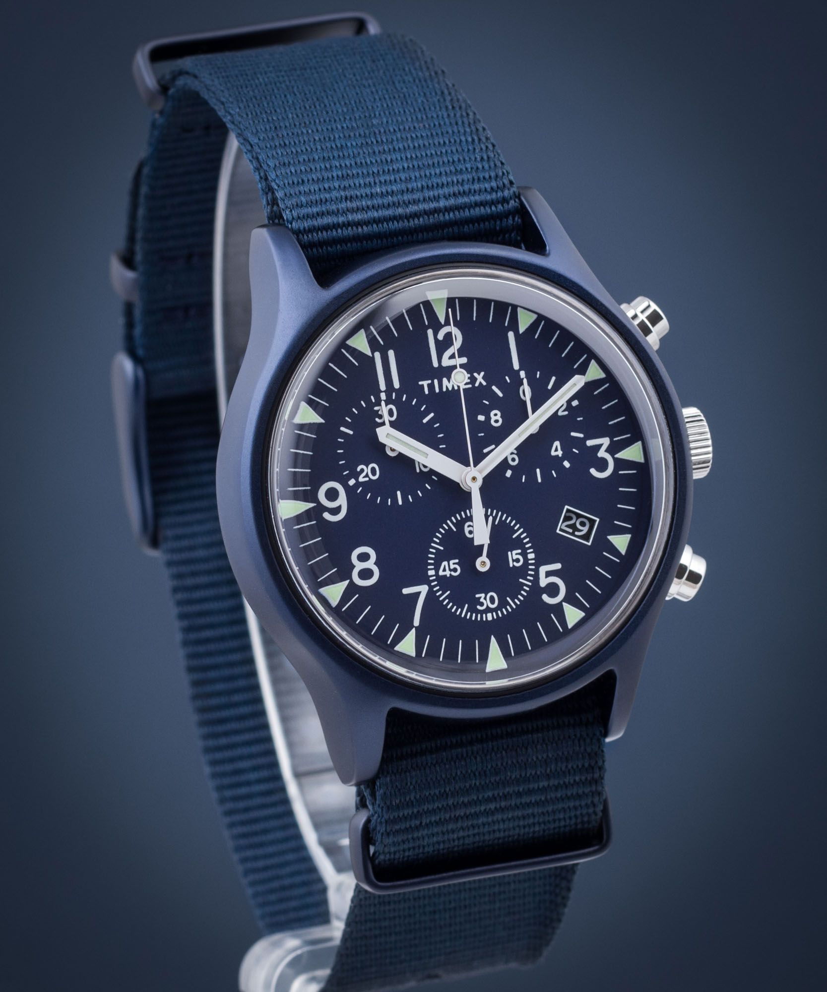Timex TW2R67600 - Watch • Watchard.com