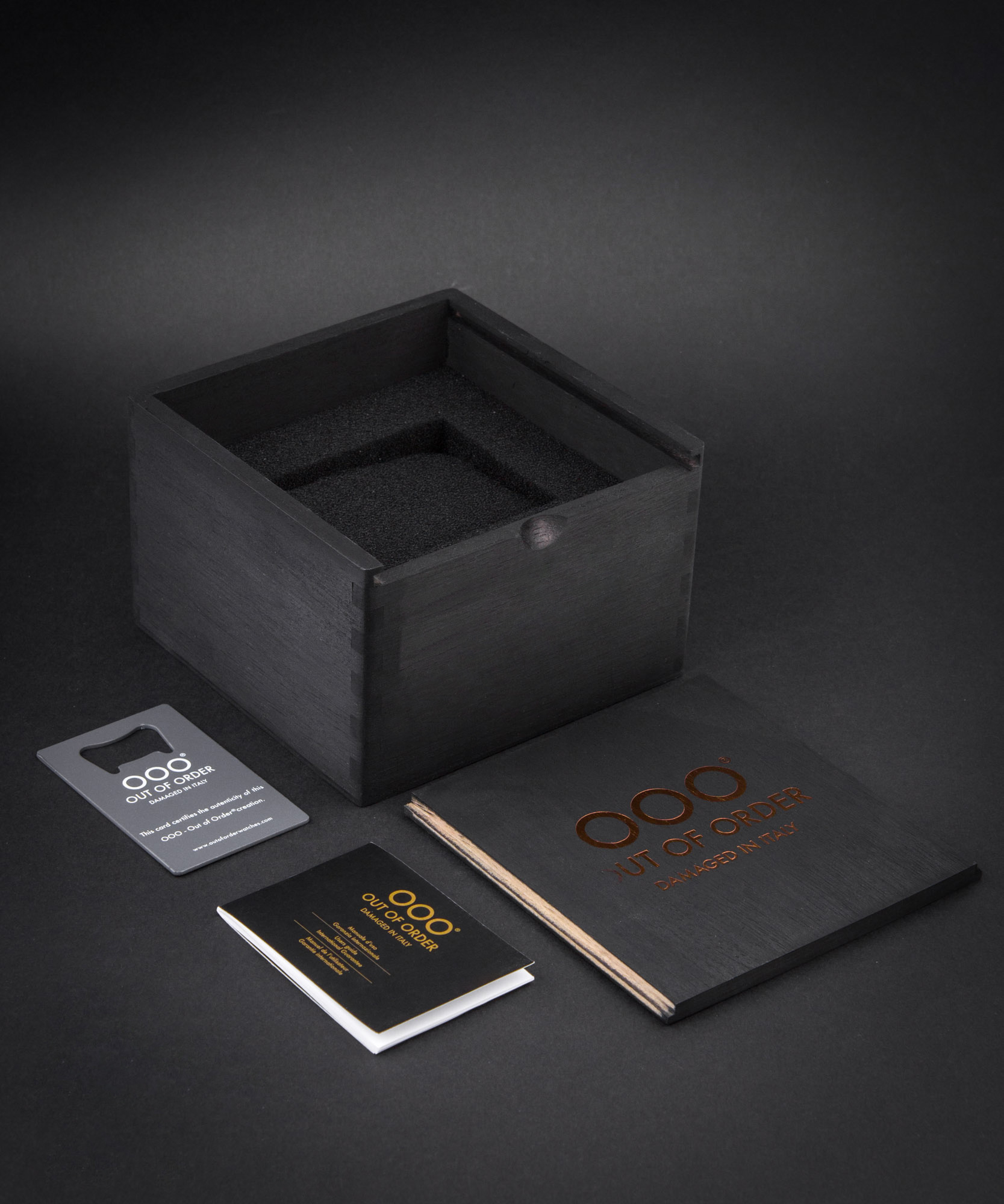 Out of Order OOO.01.NE - Black Strap • Watchard.com