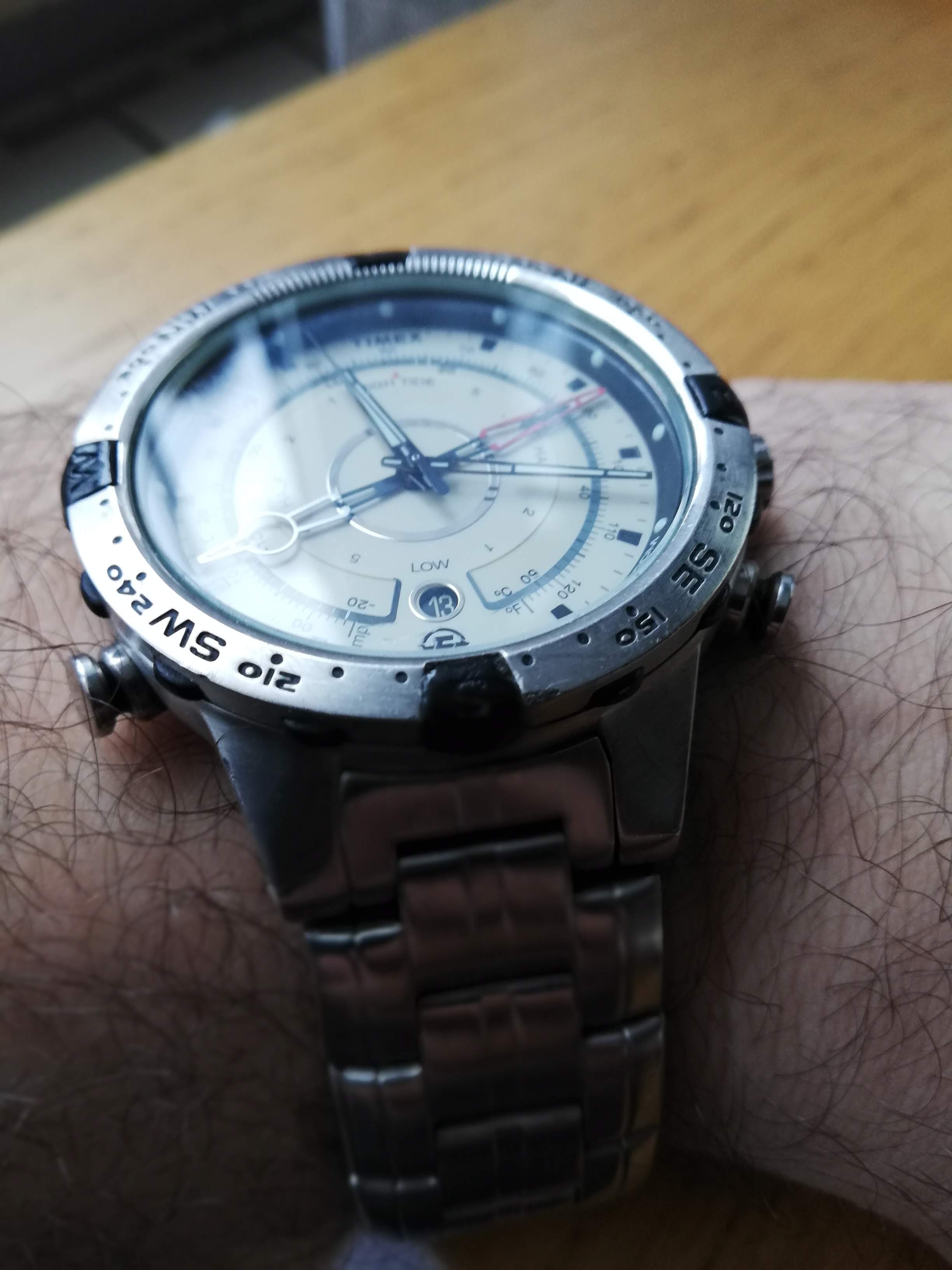 Timex T2N721 - Watch • Watchard.com